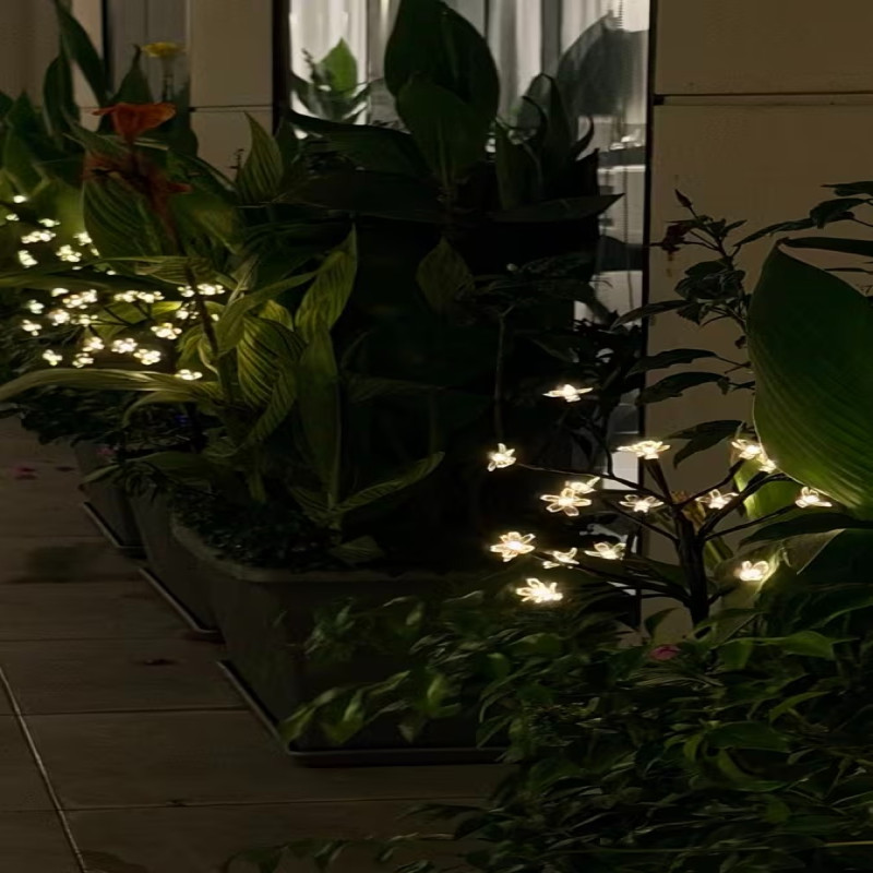 Solar Blossom Trees | Solar Plants | Landscape Lighting